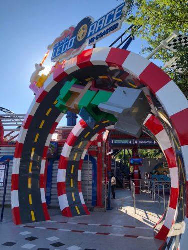 NEW! The Great LEGO Race VR Coaster - LEGOLAND Florida | Chip and Company